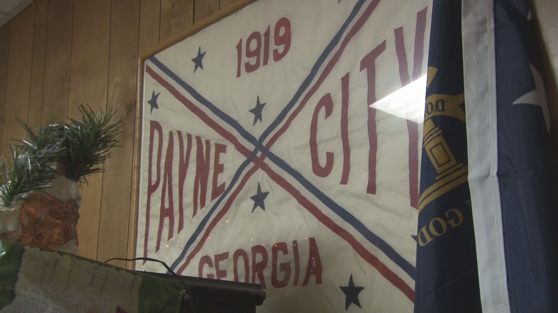 Payne City residents discuss consolidation options | 13wmaz.com
