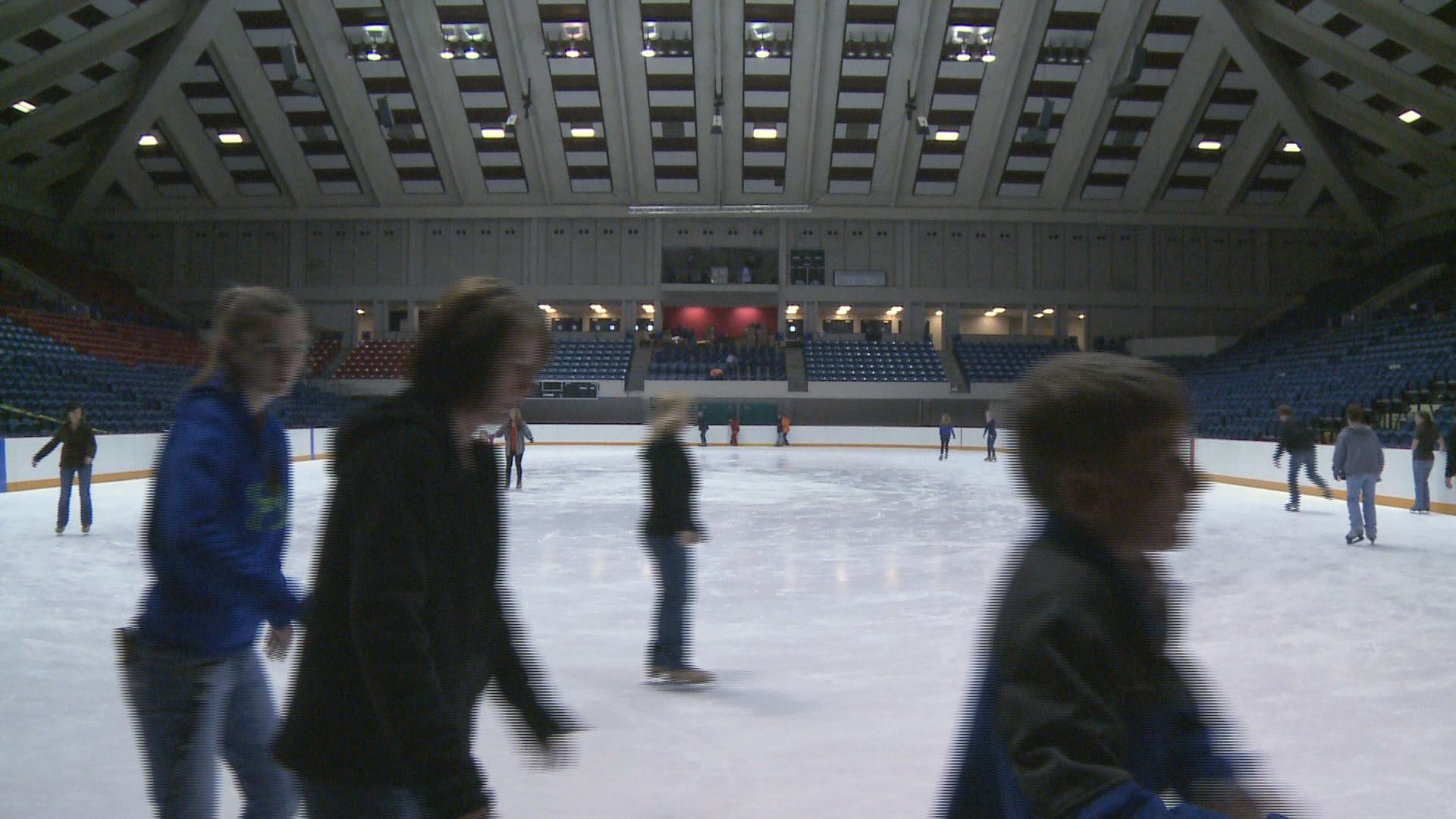Macon coliseum welcomes ice skaters | 13wmaz.com