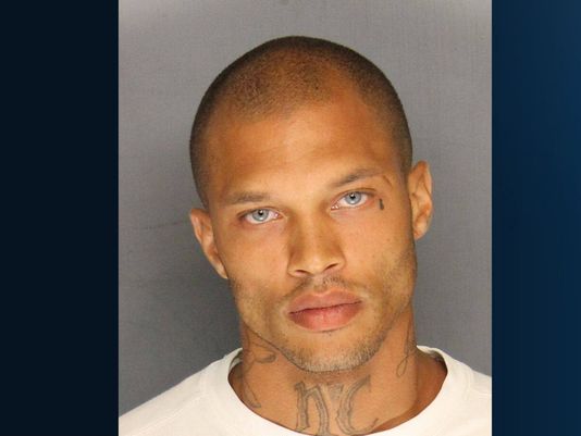 Ladies love this convicted felon's mugshot | 13wmaz.com