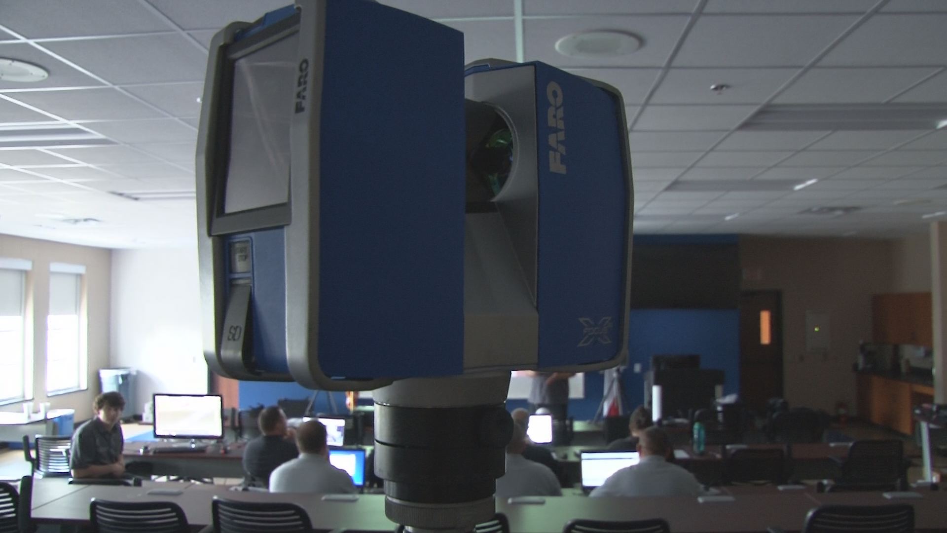 3D laser scanner returns police, juries to crime scenes | 13wmaz.com