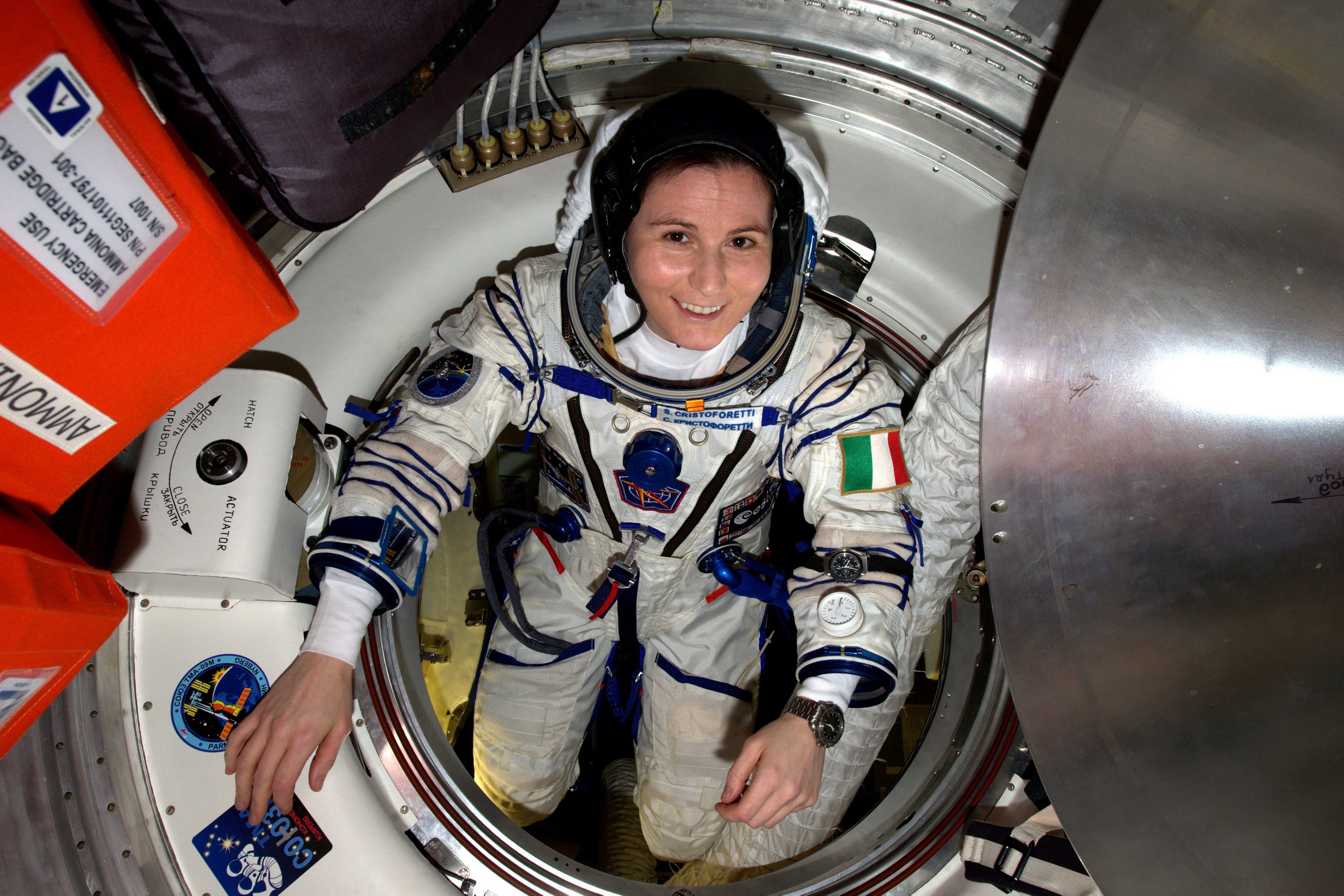 Italian astronaut sets record for longest space mission by woman ...