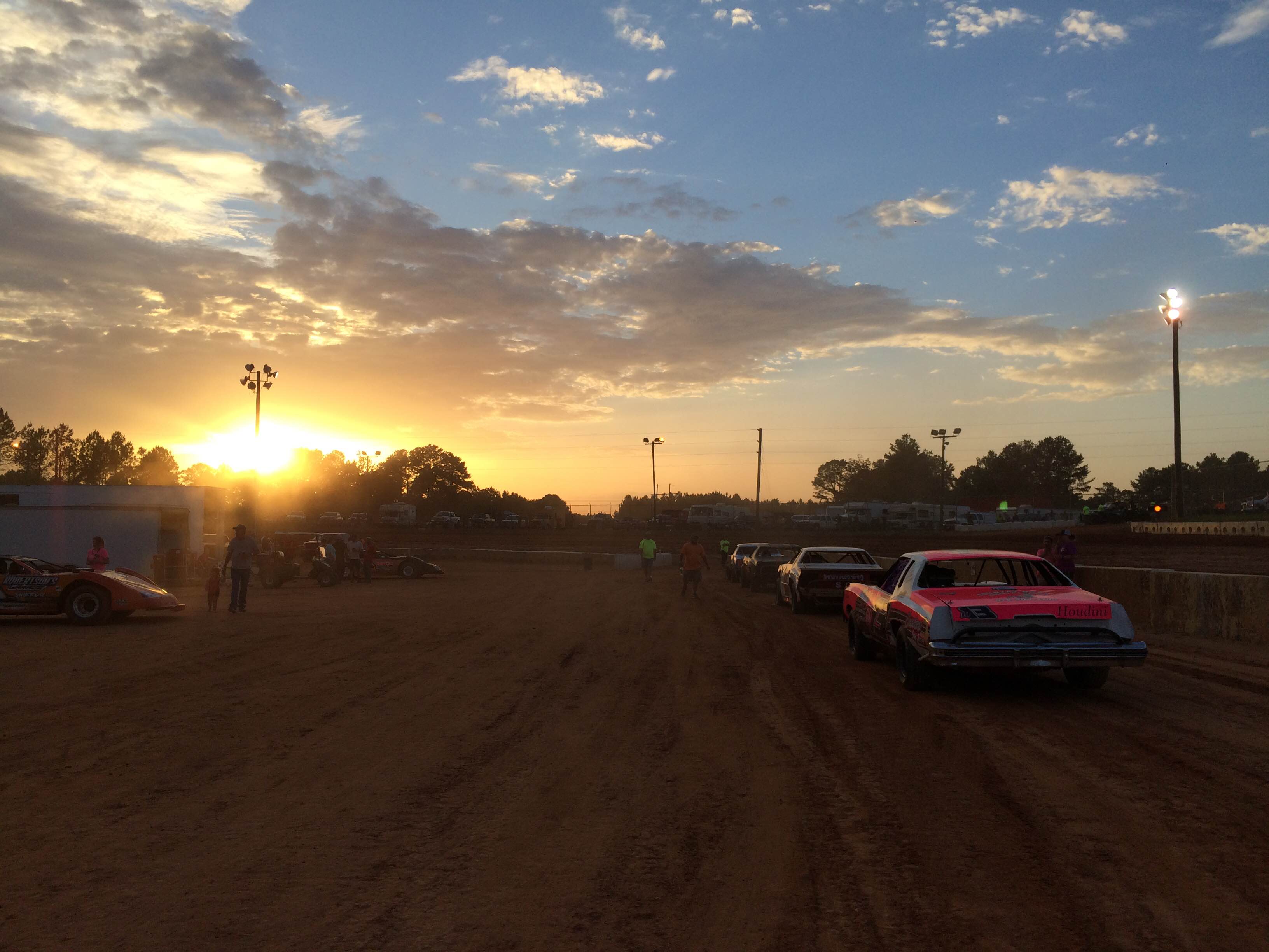 Young drivers rev their engines at Cochran | 13wmaz.com