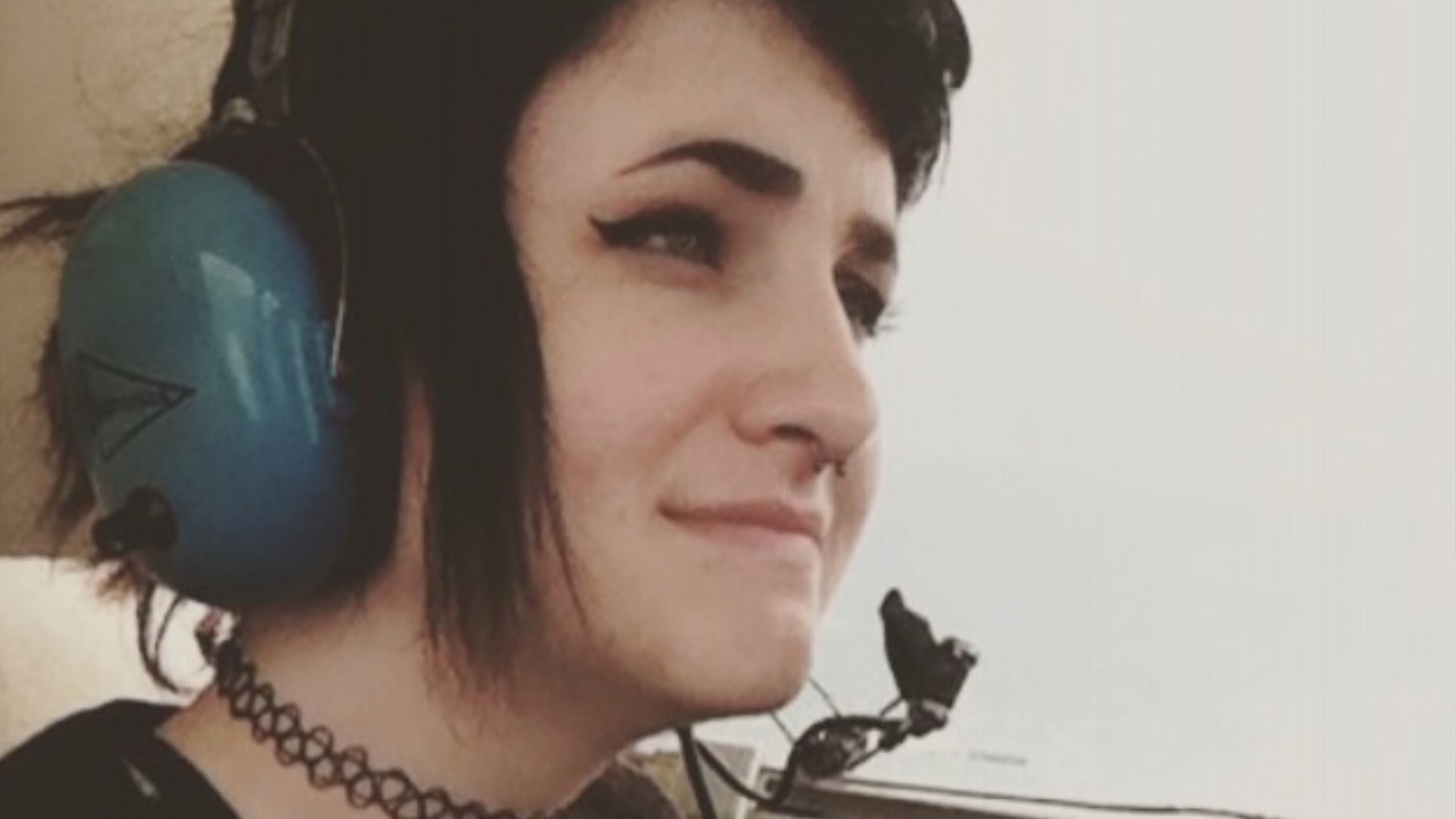 Teenage girl says she survived plane crash | 13wmaz.com