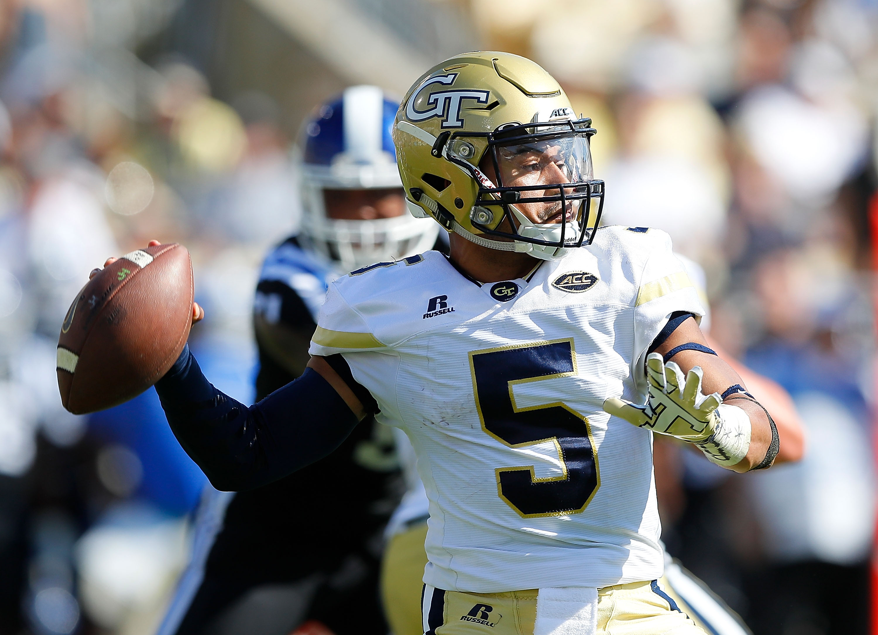 Thomas has 459 yards, 4 TDs as Georgia Tech edges Duke 38-35 | 13wmaz.com
