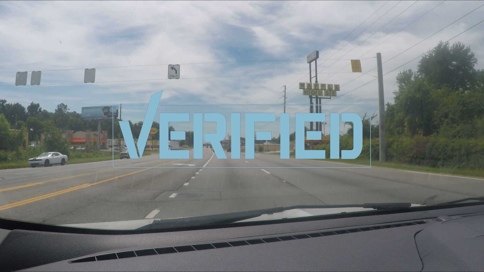 VERIFY: Should drivers stop for school bus on divided highway? | 13wmaz.com