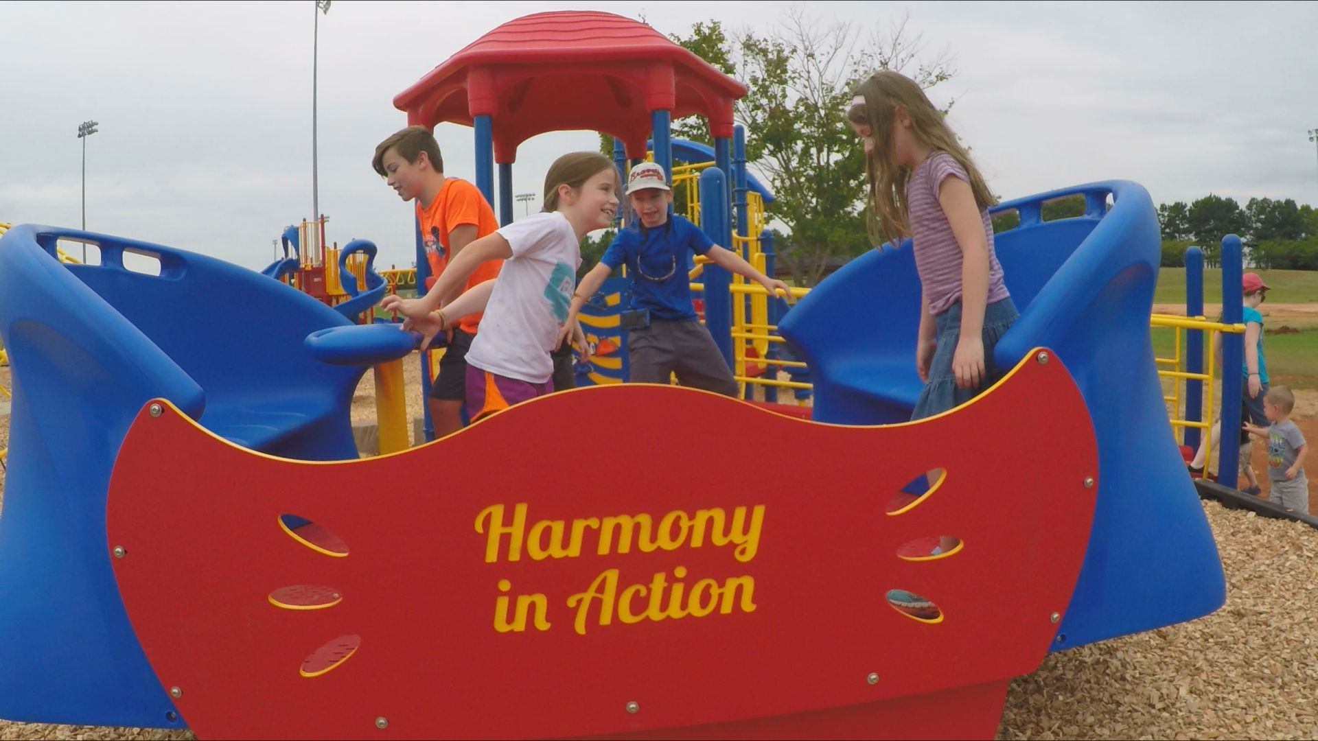 Disabilities-friendly playground opens in Forsyth | 13wmaz.com